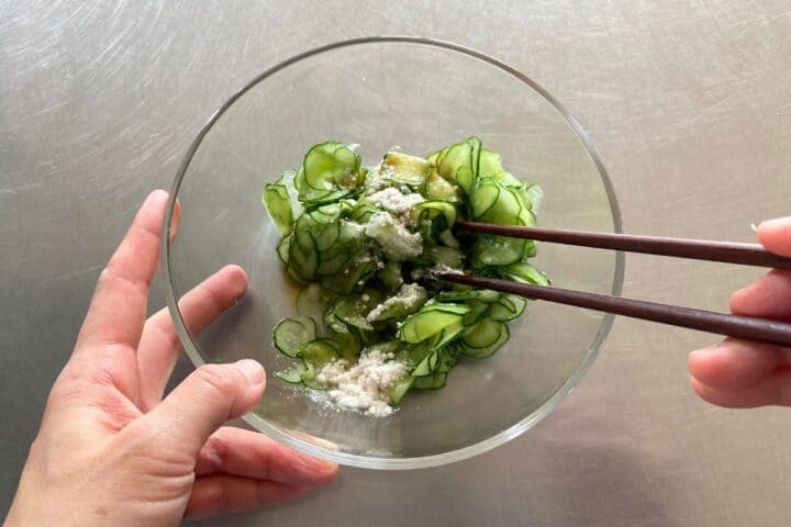 Sunomono Salad Recipe (Japanese Cucumber Salad) - Chef JA Cooks