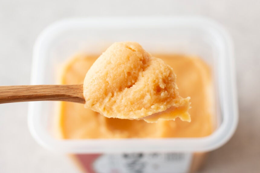 What is White Miso Paste? A Quick Guide to Fermented Soybeans - Chef JA ...