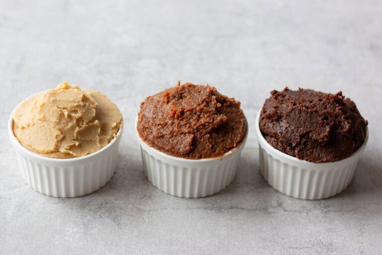 Red Miso vs White Miso: What’s the Difference? - Chef JA Cooks